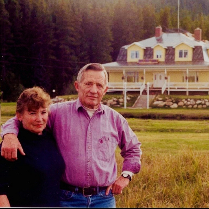 Obituary: Lyle and Marylin Hileman | SkyHiNews.com